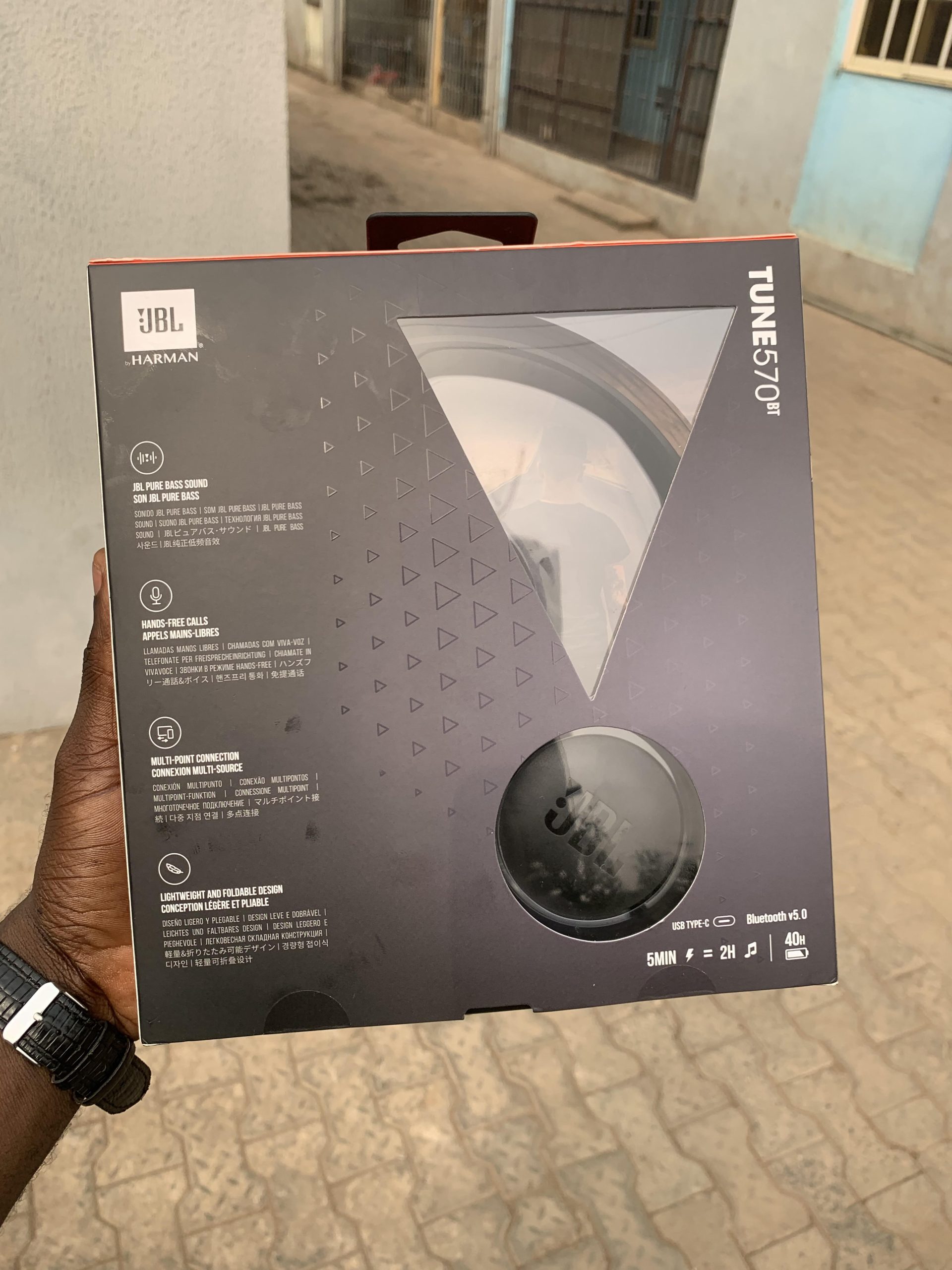 JBL Tune 570BT Wireless Headphone Review: Features and Price ...