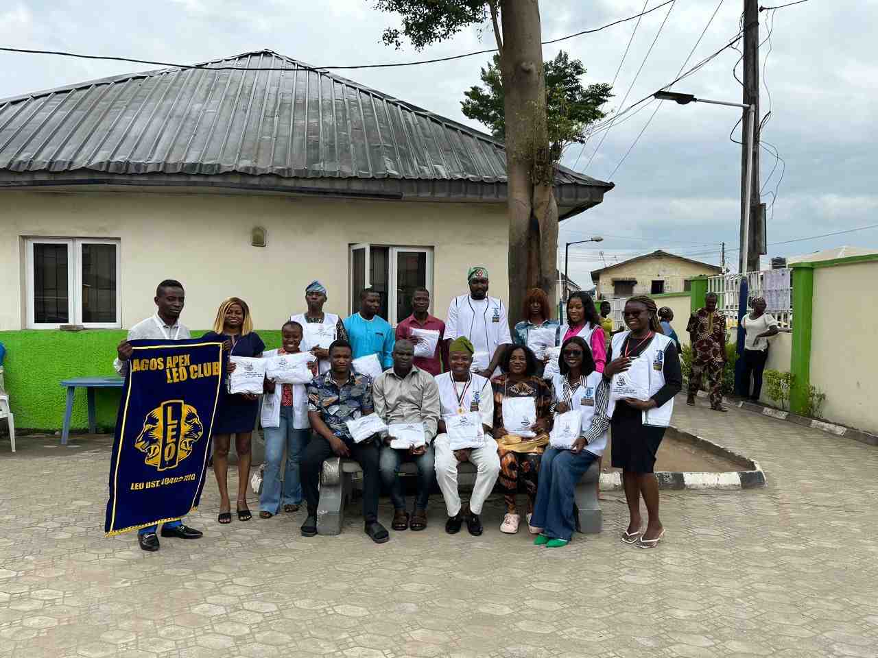 Lagos Apex Leo Club donates to CMS Primary Health Care Center in honor ...